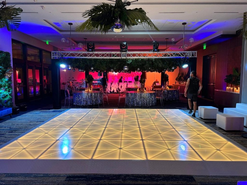 Gallery - Event Rentals Miami / Miami Event Rentals